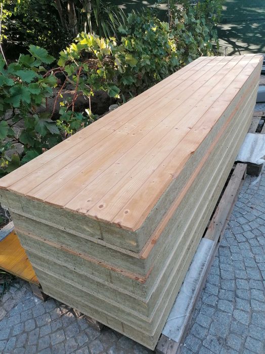 Painel sandwich em madeira e lã de rocha para isolamento. NOVAS ...