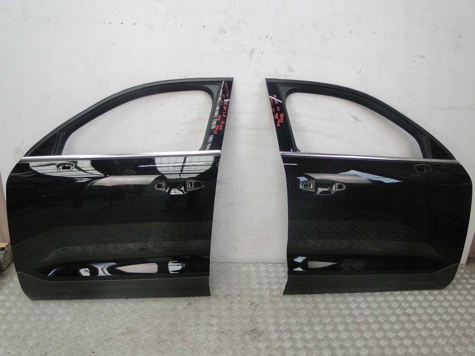 VOLVO XC40 Двері перед зад ліві праві: 400 $ - Двері Ковель на Olx