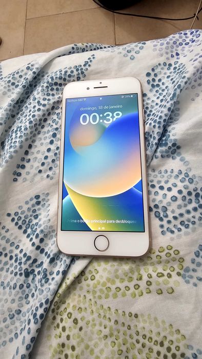 IPhone 8 impecável Armação De Pera • OLX.pt