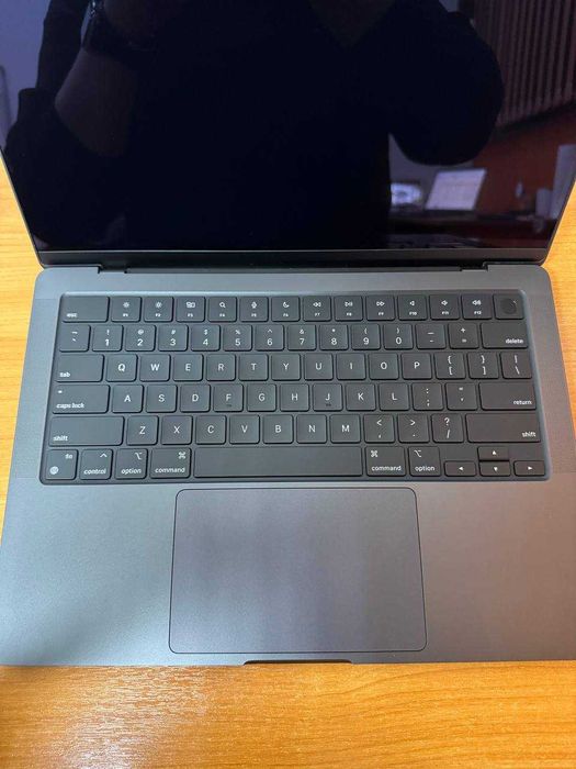 Apple MacBook Pro 14" M3Pro 18Gb 512Gb Space Black MRX33 2023 17циклів ...