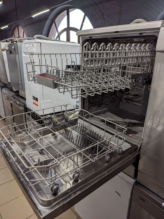 Посудомийні машина з Європи Indesit Dsfe 1b19 Склад техніки Київ 4 500 грн Посудомийні