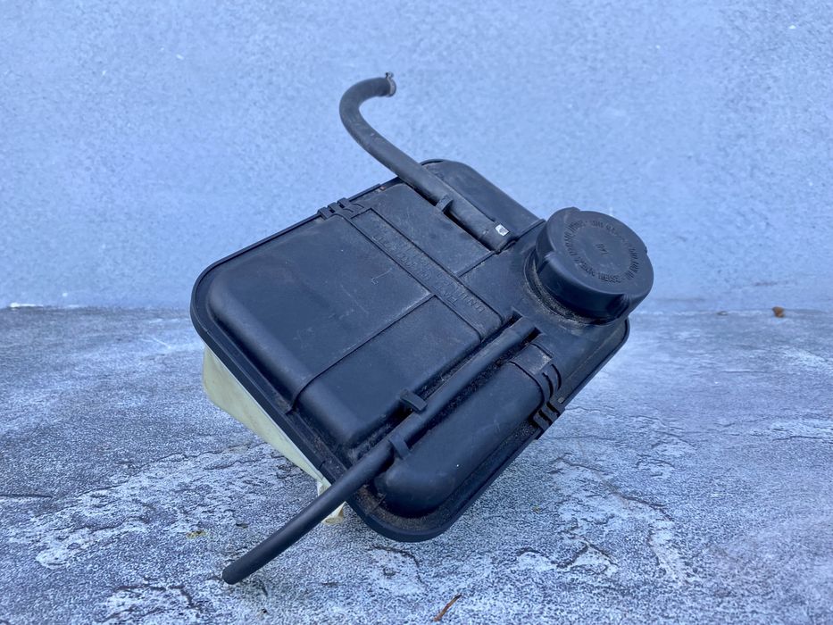 Бачок антифризу BMW E39 E38 M57 M47 M51 2.5 3.0 2.0 дизель БМВ Е39 Е38 ...