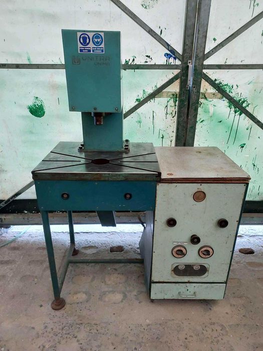 Pneumatyczna ppn-2m Unitra 2t zasilanie 230V stół cześci suwak Poznań ...