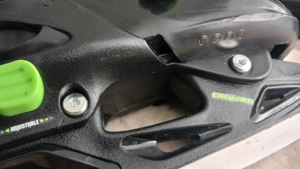 Ковзани бренду CROWNED: 270 грн. - Ковзани Свалява на Olx