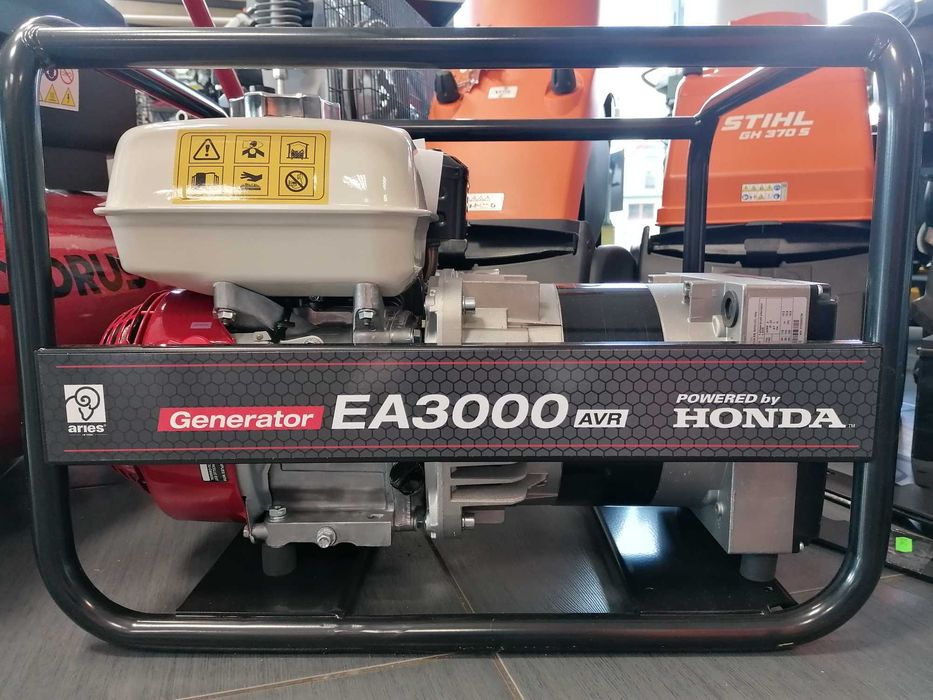 Agregat HONDA EA 3000 AVR Tymienice • OLX.pl