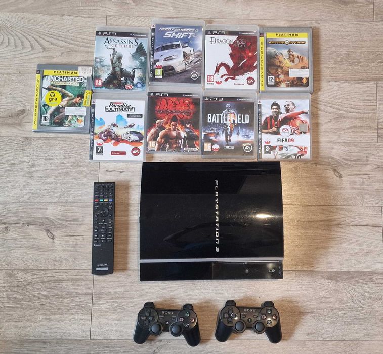 KONSOLA SONY PS3 plus 2 pady, pilot, 9 gier oryginalny laser Wrocław ...
