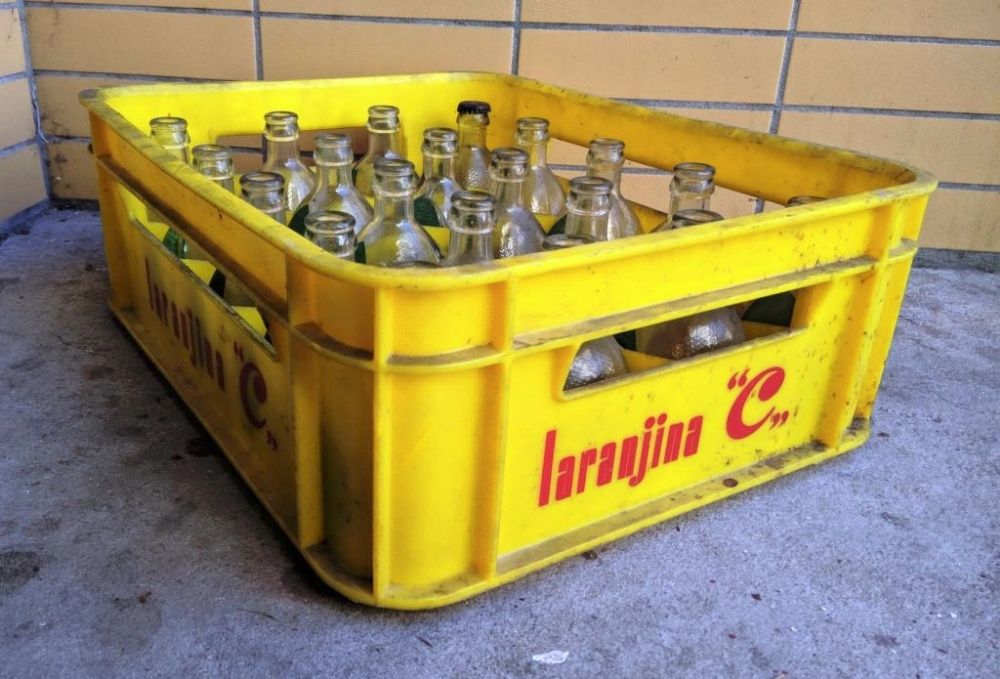 Grade Larangina C Com 20 Garrafas Pirogravadas Guimarães • OLX Portugal