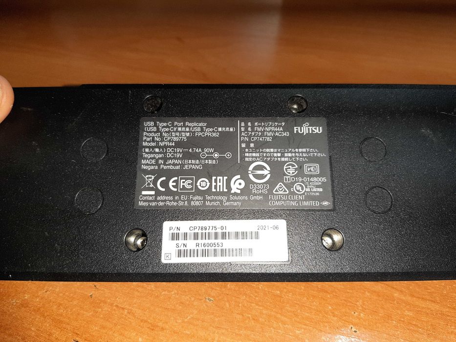 Fujitsu USB Type-C Docking Station FPCPR362AP Port Replicator 2: 4 444 ...