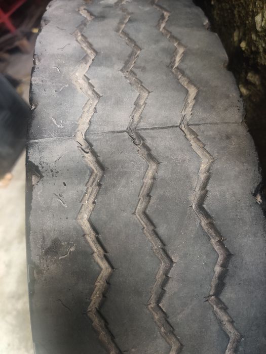 Roda e pneu 700 R16 Aves • OLX Portugal