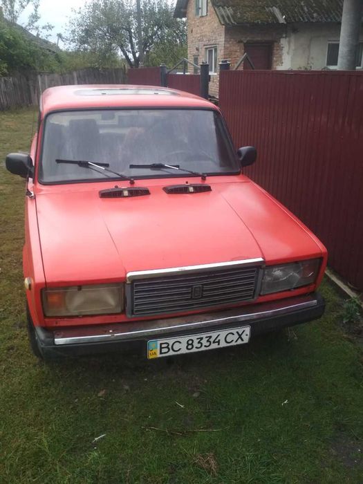 Продаю ВАЗ 2107 можливий обмін: 600 $ - ВАЗ Бужок на Olx