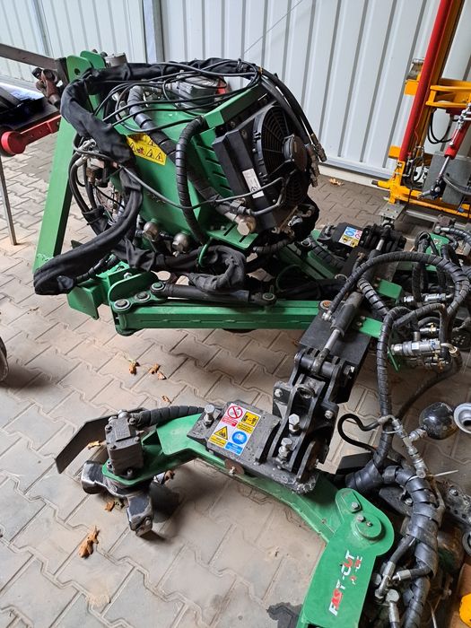 Pielnik aktywny podkoronowy Fast Cut Pro CNC glebogryzarka podkoronowa ...