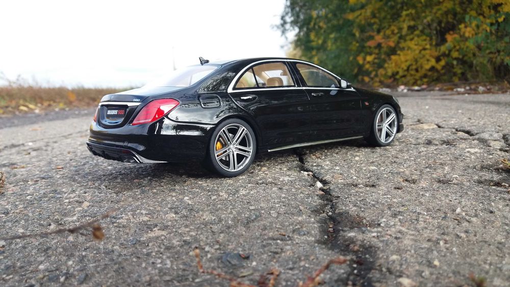 Модель мерседес S 65 Brabus rocket 900 W222 масштаб 1:18: 13 500 грн ...