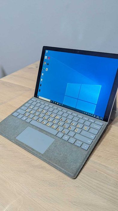 Microsoft Surface Pro 4: 6 999 грн. - Планшетні комп'ютери Рівне на Olx
