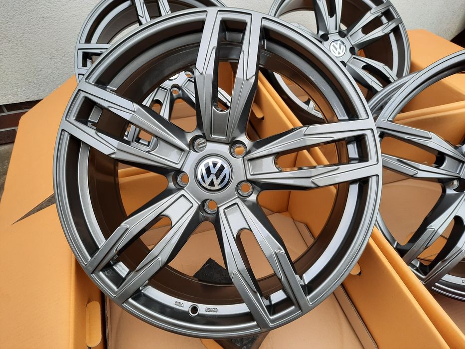 Alufelgi Nowe 20 5x120 VW T5 T6 Multivan Caravelle Amarok Touareg ...