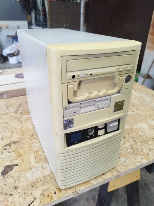 Retro komputer stacjonarny Brodnica • OLX.pl