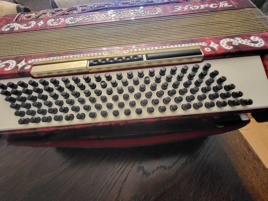 Akordeon HORCH 120 basów Olecko • OLX.pl