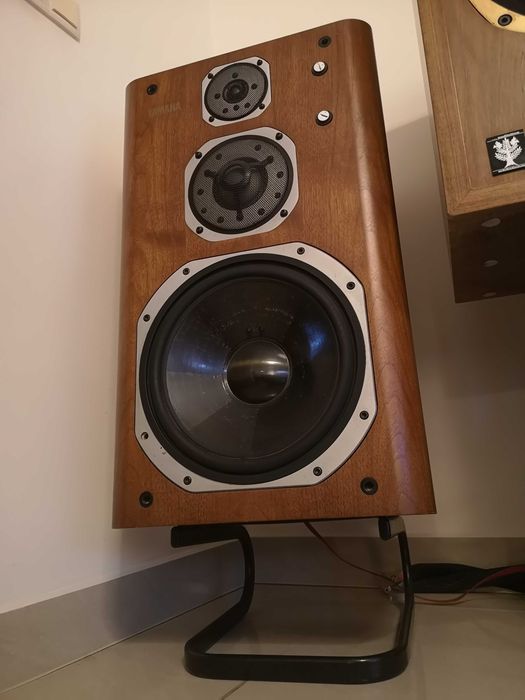 Kolumny. Monitory Yamaha NS 2000. Najwyższy model. Pomiechówek • OLX.pl