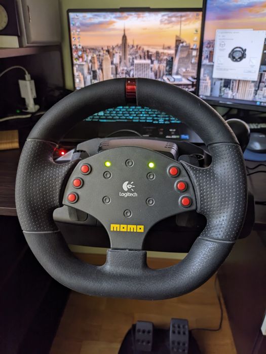 Ігрове кермо руль Logitech MOMO Racing Force мод 900 градусів: 2 800 ...
