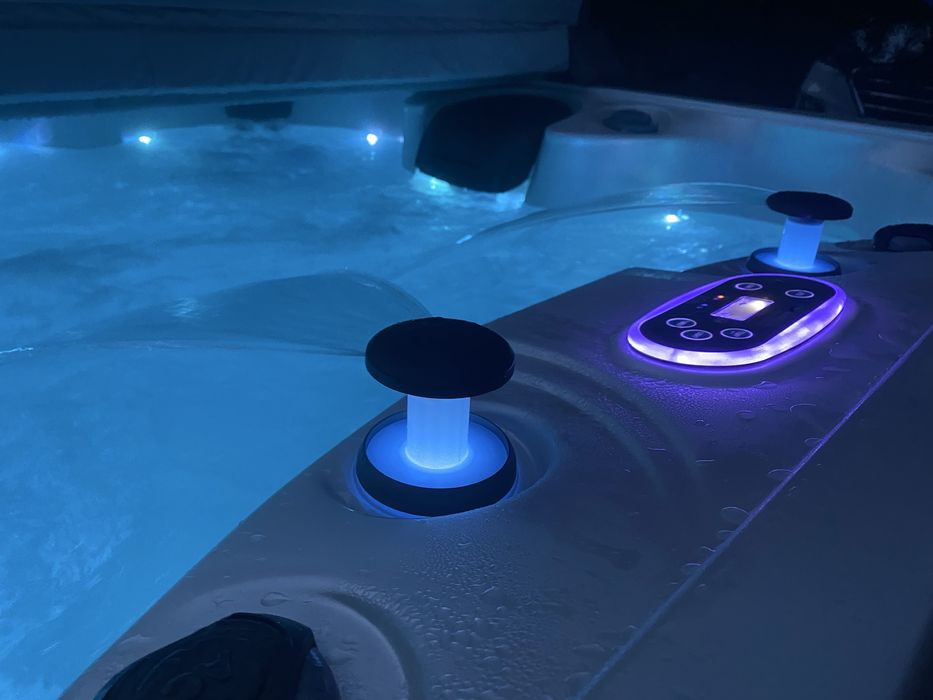 Jacuzzi ogrodowe premium Balboa 6 os/ Masaż wodny + powietrzny/LED ...