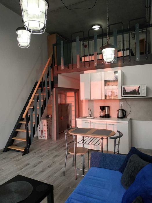 Loft 33 m,port lotniczy Wrocław, klima,antresola,meble ,balkon Wrocław ...