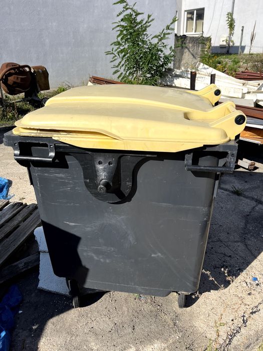 Sprzedam pojemnik na śmieci 1000l / 1m3 Łódź Górna • OLX.pl