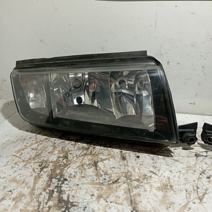 Фара Skoda Fabia 1 Шкода Фабія 1: 1 800 грн. - Передні фари Тернопіль на Olx