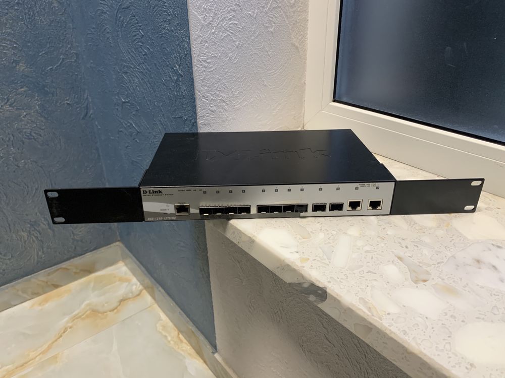 Гігабітний комутатор з SFP портами D-Link DGS-1210-12TS/ME: 5 890 грн ... Гігабітний комутатор з SFP портами D-Link DGS-1210-12TS/ME: 5 890 грн ...