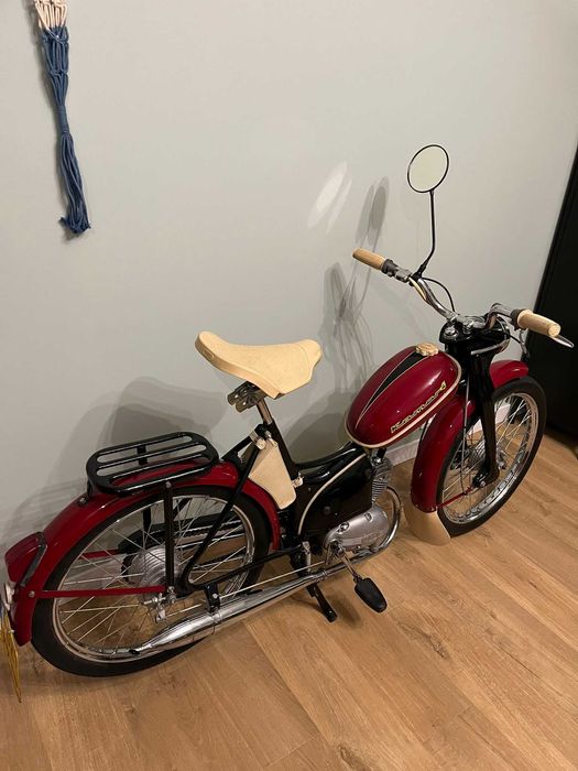 komar w Twojej okolicy? Sprawdź kategorię Motocykle i Skutery