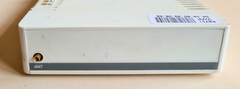 Маршрутизатор роутер MikroTik RB751U 2HnD RouterBOARD 5x10/100 LAN VPN ...