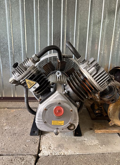 Sprężarka, kompresor tłokowy Kaeser KC 550-2 Łódź Polesie • OLX.pl
