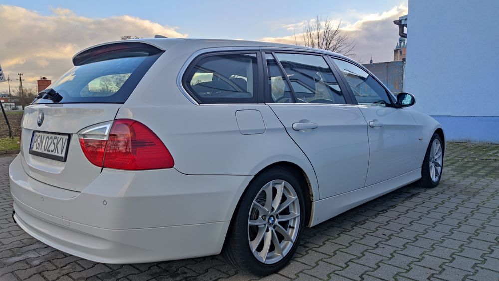BMW E91 325i LPG 218 KM xenon navi Michalcza • OLX.pl