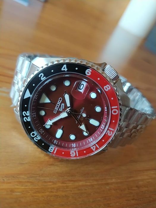 *NOVO* Seiko 5 GMT Passion Red SSK031 Limited edition Cedofeita, Santo ...