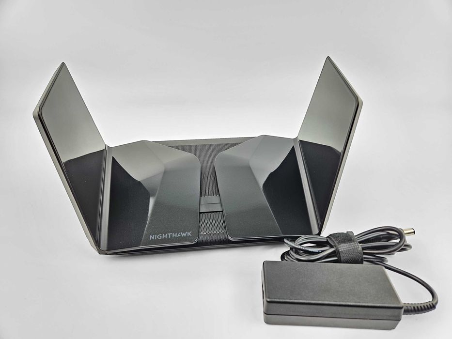 Ігровий роутер NETGEAR Nighthawk AX12 RAX200: 7 000 грн. - Периферійні ...