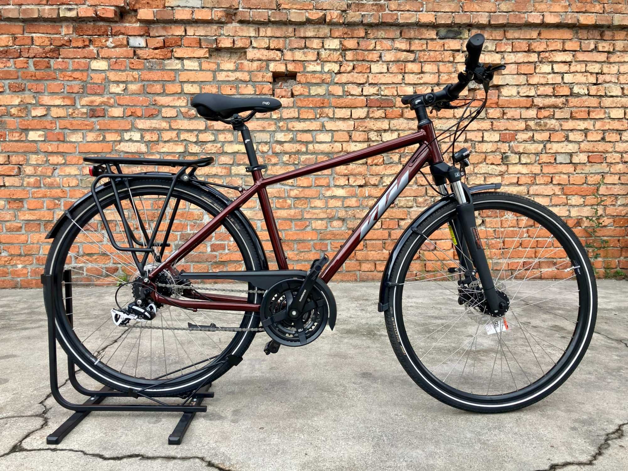 Rower trekkingowy KTM LIFE RIDE NIGHT RED SILVER 2022 S shimano altus ... Rower trekkingowy KTM LIFE RIDE NIGHT RED SILVER 2022 S shimano altus ...