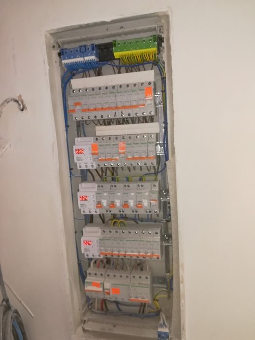 Услуги Электрика - Електромонтажні послуги Дніпро на Olx