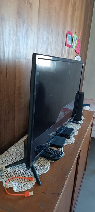 TV Silver 32 polegadas Fernão Ferro • OLX Portugal