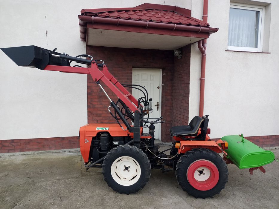 TZ-4K-14 ciągnik ogrodniczy traktorek kosiarka tv-521 Sadowo • OLX.pl