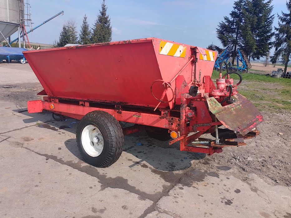 Rcw 3 piast rcw 5: rozsiewacz wapna nawozu Rybnik • OLX.pl