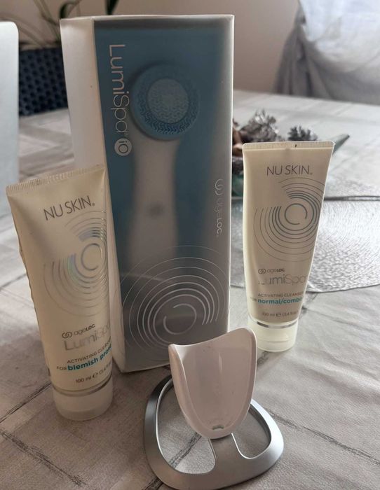 Kit NU SKIN Nuskin ageLOC LumiSpa iO Azul (Normal) + base+ carregador Pombal • OLX.pt