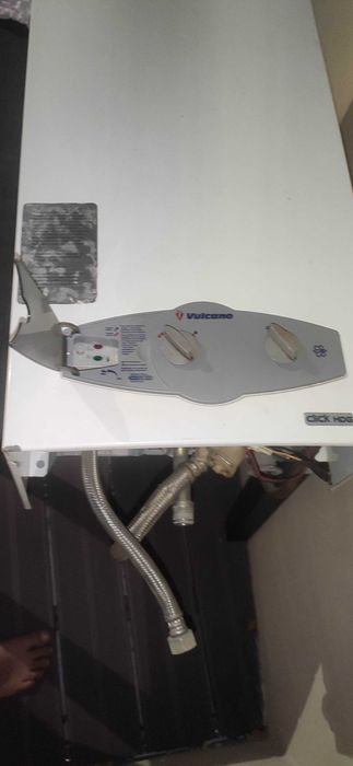 Esquentador Vulcano click HDG modelo WRD 14-4 KG. Gás de bilha Benfica ...