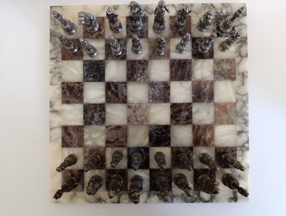 Металеві шахові фігури у флорентійському стилі Italfama (Італія): 6 500 ...