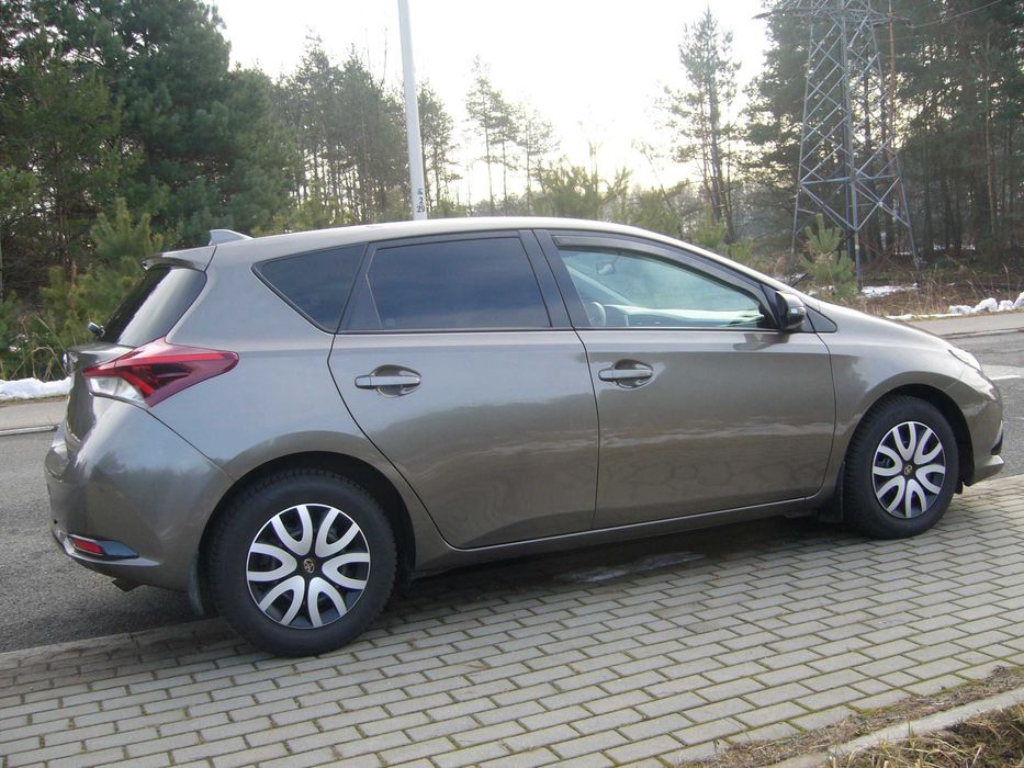 Toyota Auris 1,33 2018r. Jaworzno • OLX.pl