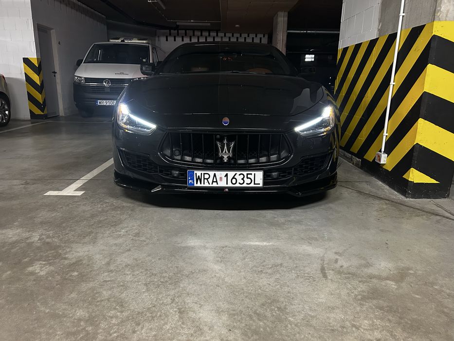 Maserati Ghibli Lift Fuul opcja Grand Lusso Maxton Warszawa Praga ...