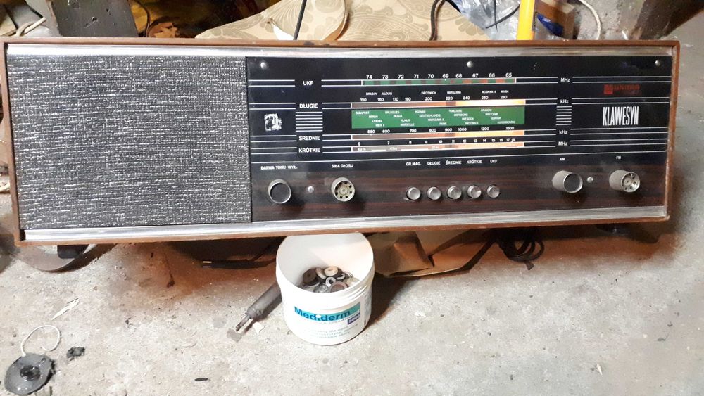 Radio lampowe Klawesyn uszkodzone Piaseczno • OLX.pl