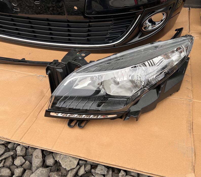 Фари фара лед рено меган 3 Renault Megane 3 Разборка бампер: 135 ...