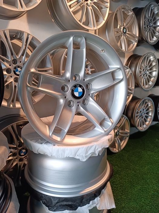 Jantes 17 bmw Style 49 originais rigorosamente Novas Barcelinhos • OLX ...
