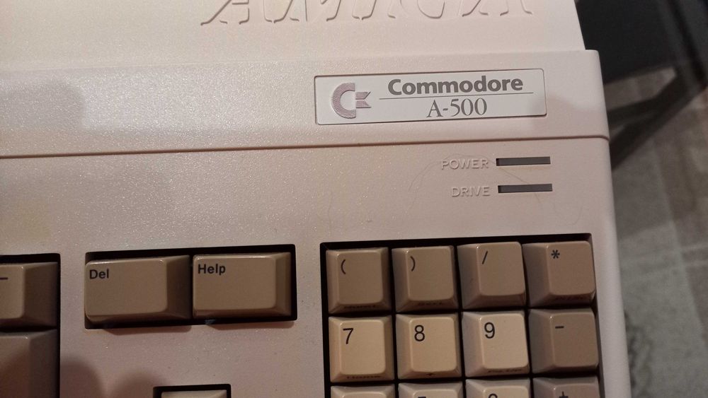Commodore Amiga A500, Rom 1.3 Gondomar (São Cosme), Valbom E Jovim • OLX.pt