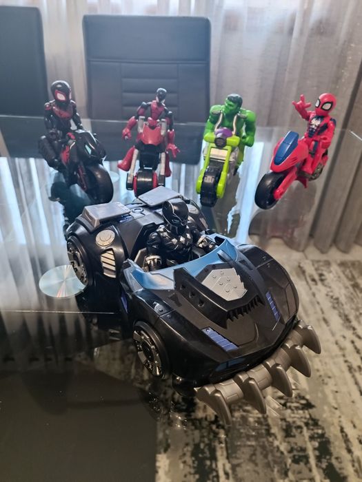 Vários avengers com veículos Rio Tinto • OLX.pt