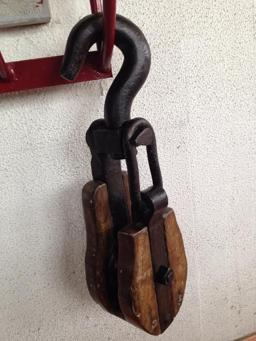 Moitão/cadernal/roldana nautica Barcarena • OLX Portugal