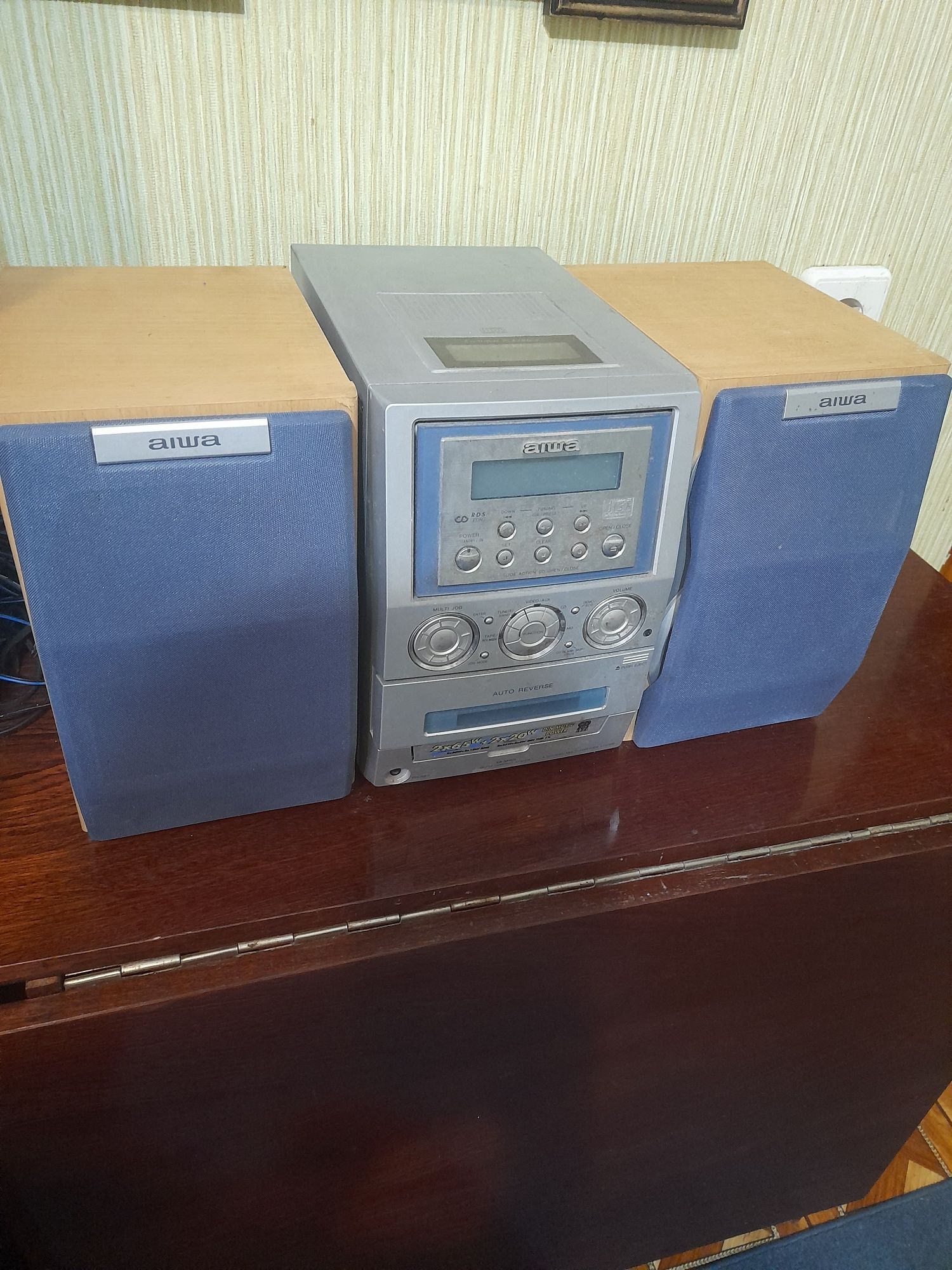 Музыкальный центр Aiwa: 1 299 грн. - Музичні центри Миколаїв на Olx
